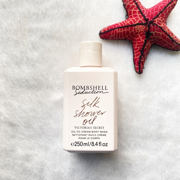 Dầu Tắm Dưỡng Da Victoria’s Secret Silk Shower Oil - Pazu.vn