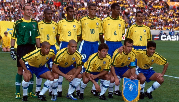 CÁC MẪU ÁO THI ĐẤU CỦA NIKE DÀNH CHO ĐỘI TUYỂN BRAZIL Ở CÁC KỲ WORLD C 7TOPSPORTSVN