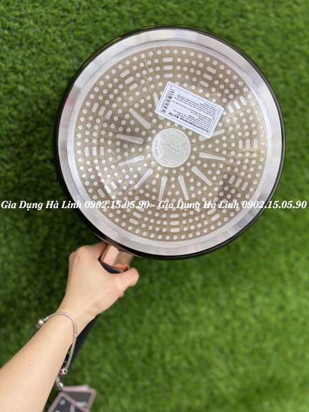 Chảo chống dính ultra Titanium Sunhouse ST30B - Đường kính 30cm, Chống dính Ultra Titanium (ILAG ...