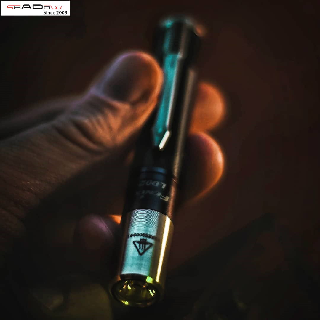 Đèn pin UV là gì? Tổng hợp những thông tin cần biết về đèn UV