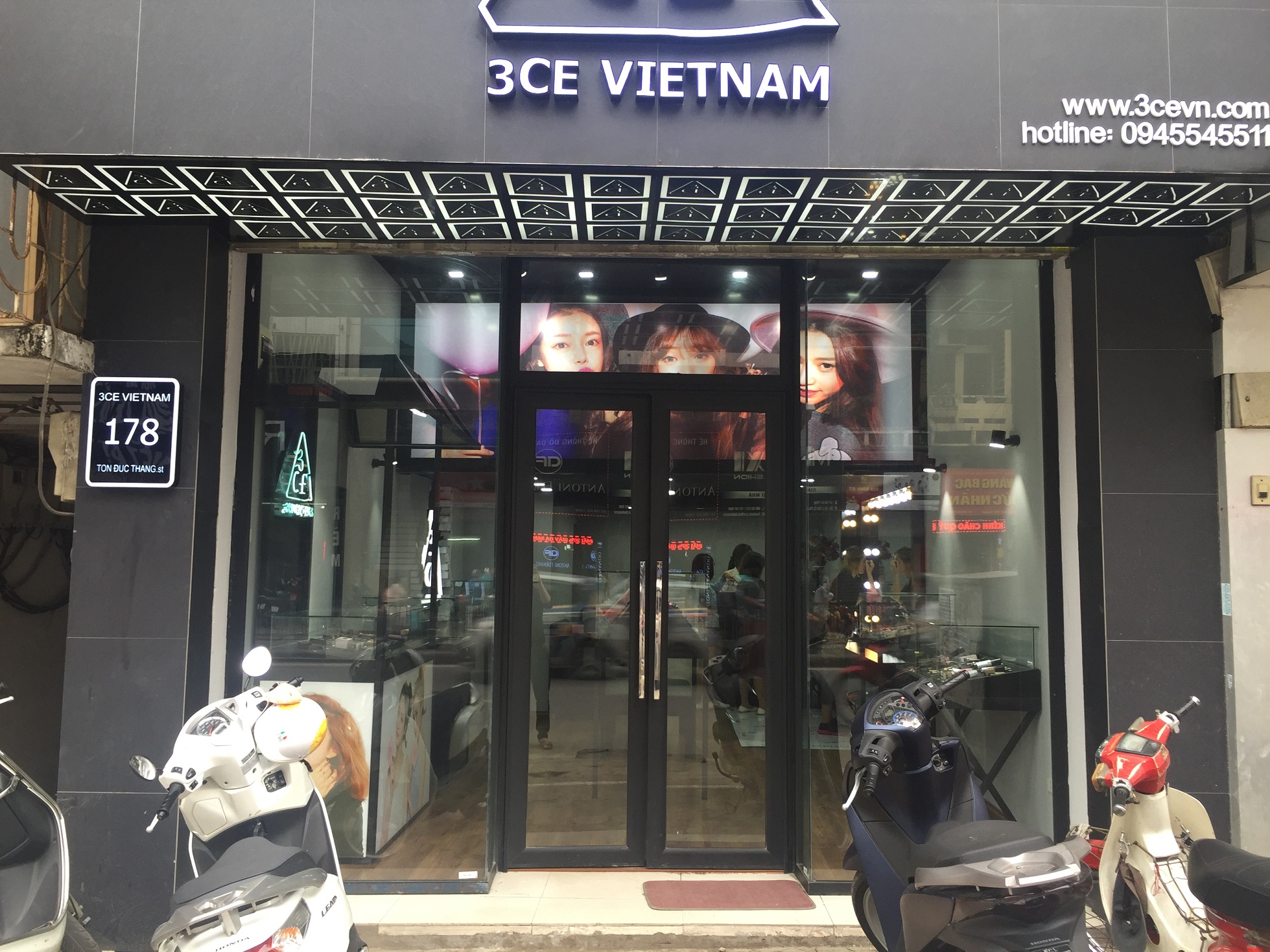 Liên hệ - 3CE VietNam