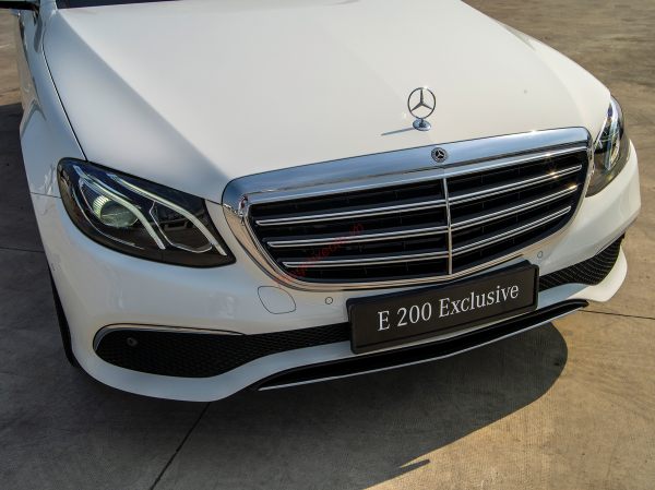 Mercedes-Benz E200 2021: Giá xe, giá lăn bánh và thông số kỹ thuật xe.