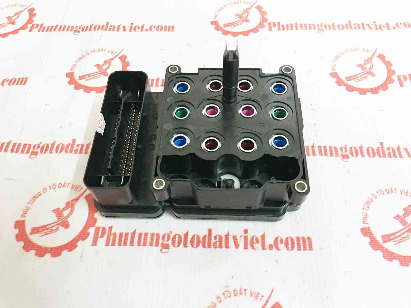 Cụm điều khiển bơm thủy lực phanh ABS Cadillac - 25896031