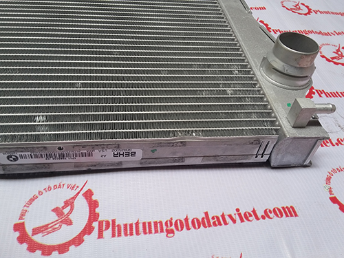 Két nước làm mát động cơ BMW X5 E70, 17117585036, 17117571987