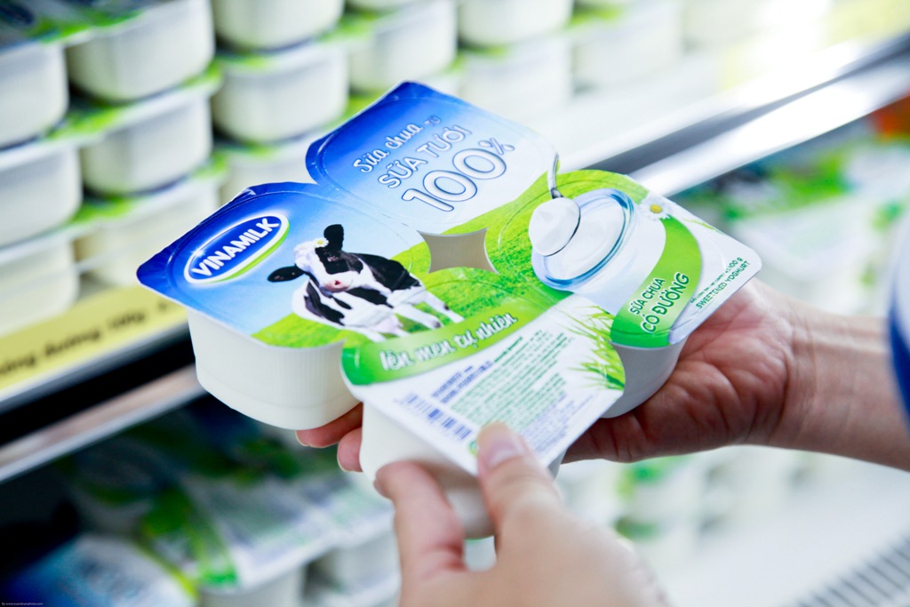 Poster quảng cáo sữa vinamilk Ươm mầm tương lai.4307605