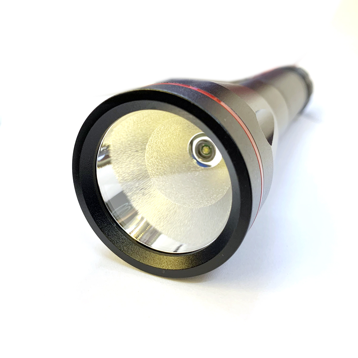 ĐÈN PIN SIÊU SÁNG VONIKO SLD-L2032 sphoto.vn