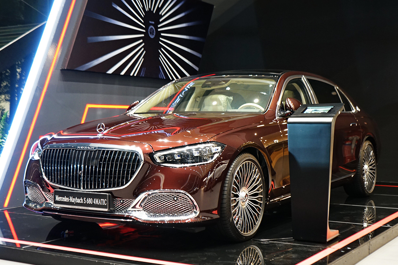 Maybach S 680 4Matic | Mercedes-Benz Star