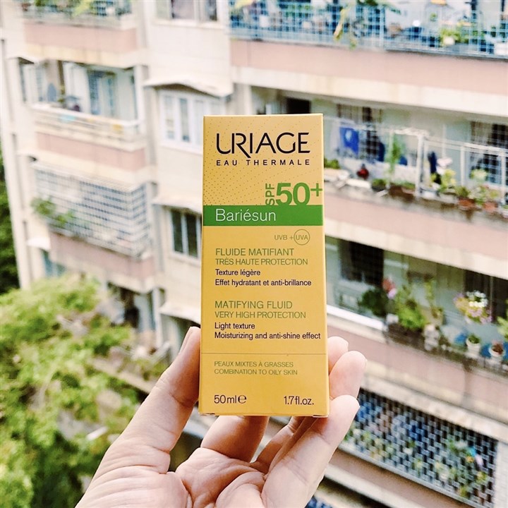 Kem chống nắng URIAGE BARIESUN MAT FLUIDE SPF 50+ mẫu mới