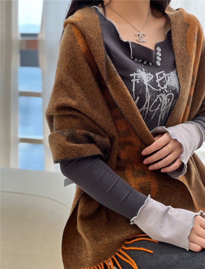 KHĂN Hermes La Pig Noose Cashmere scarf
