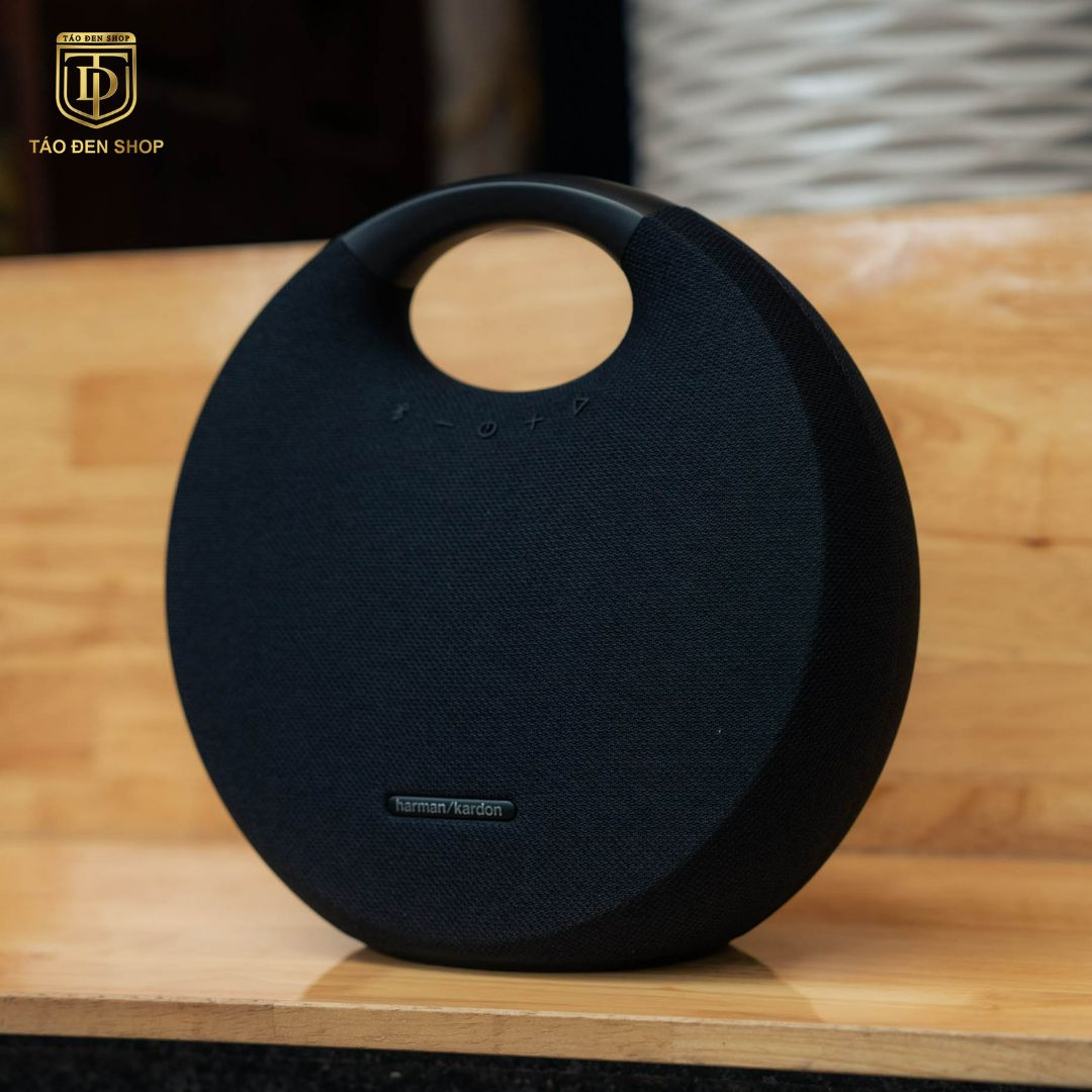 Harman Kardon Onyx Studio 6