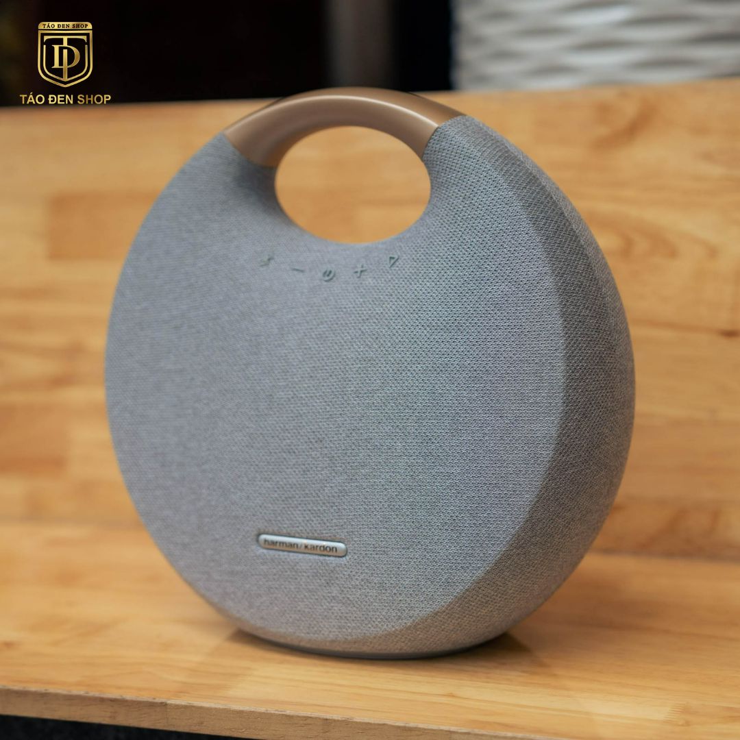 Harman Kardon Onyx Studio 6