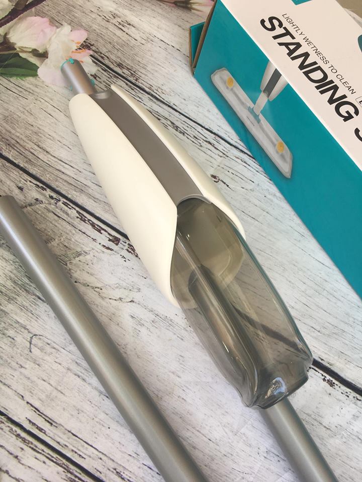 Cây lau nhà LocknLock dạng xịt nước ETM461