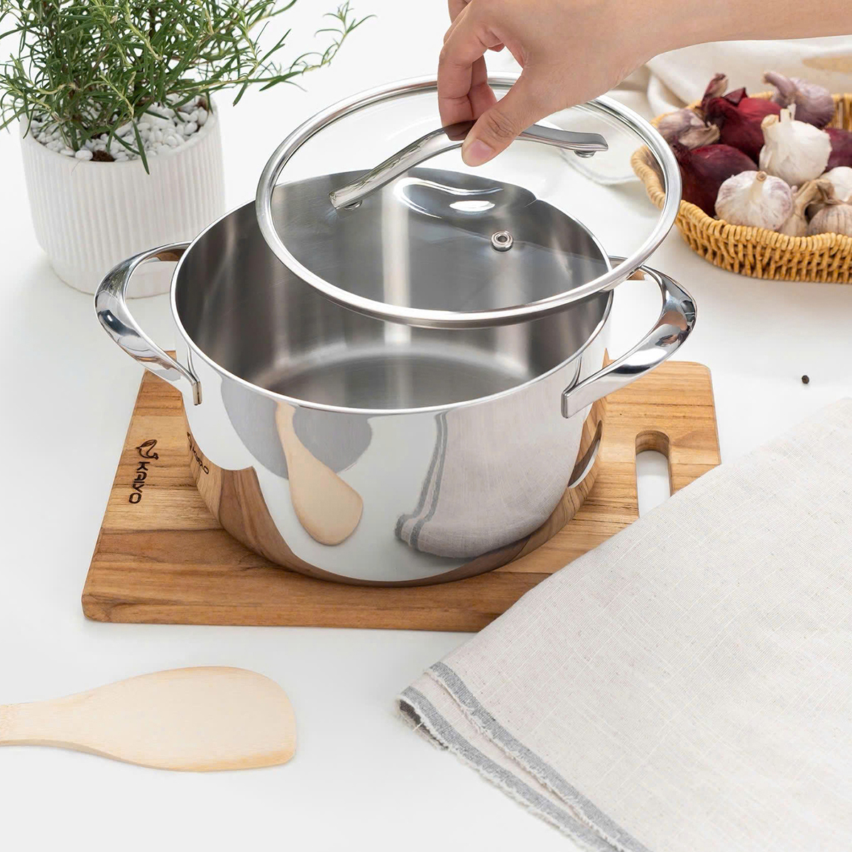 Bộ nồi inox 18/10 KAIYO thân đáy liền Tri-Ply Silver Crown 18-20-24cm