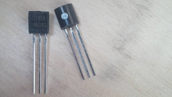 Transistor NPN C1815 0.15A-50V Chất Lượng Cao | Linh Kiện Điện Tử 3M