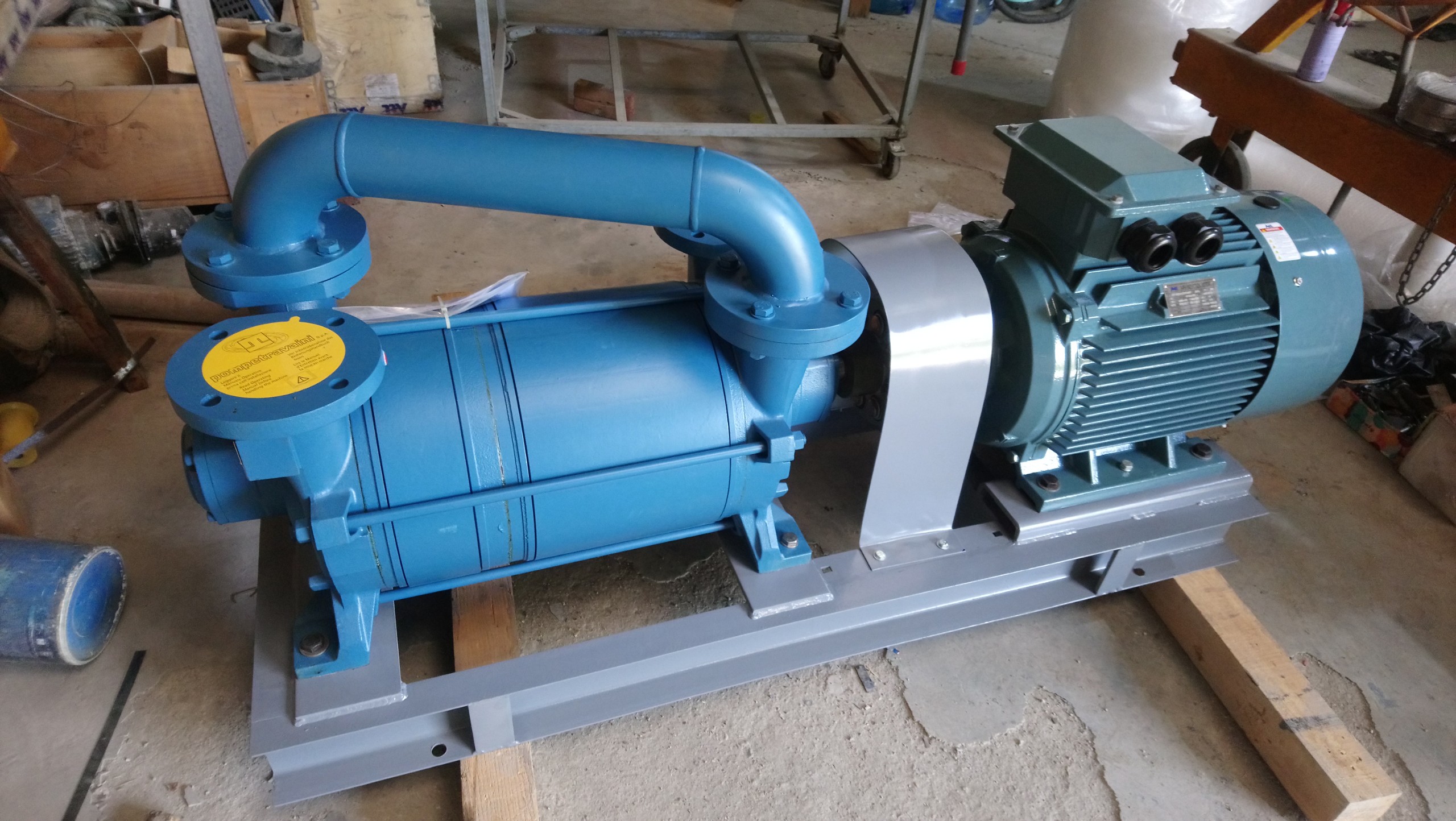 Bơm chân không 1 vòng nước Travaini Model TRVX 1007/1-C/RX