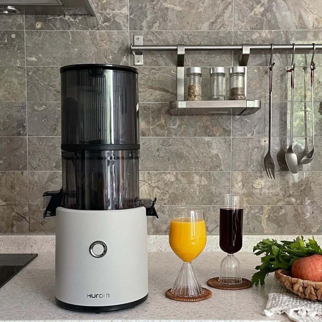 Máy ép chậm Hurom H300 (màu Beige) Shop Hàng Đức
