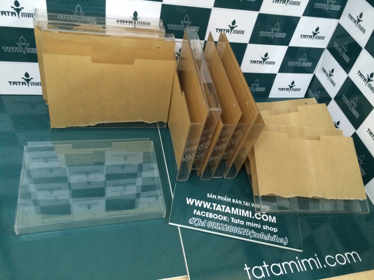 Kệ mica A4 kệ checklist mica treo tường