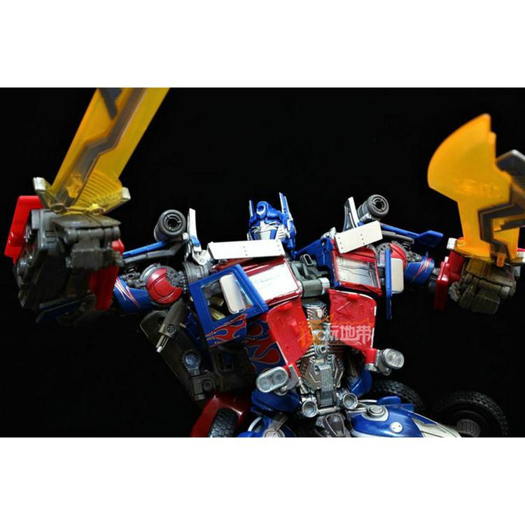 MASTERPIECE MOVIE SERIES MPM-04 OPTIMUS PRIME Gundam