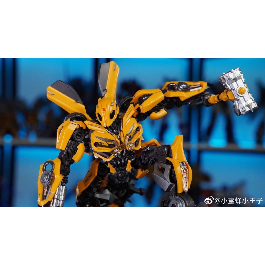 Mô hình lắp ráp Trumpeter SK-07 Bumblebee Transformers TLK Model Kit Gundam