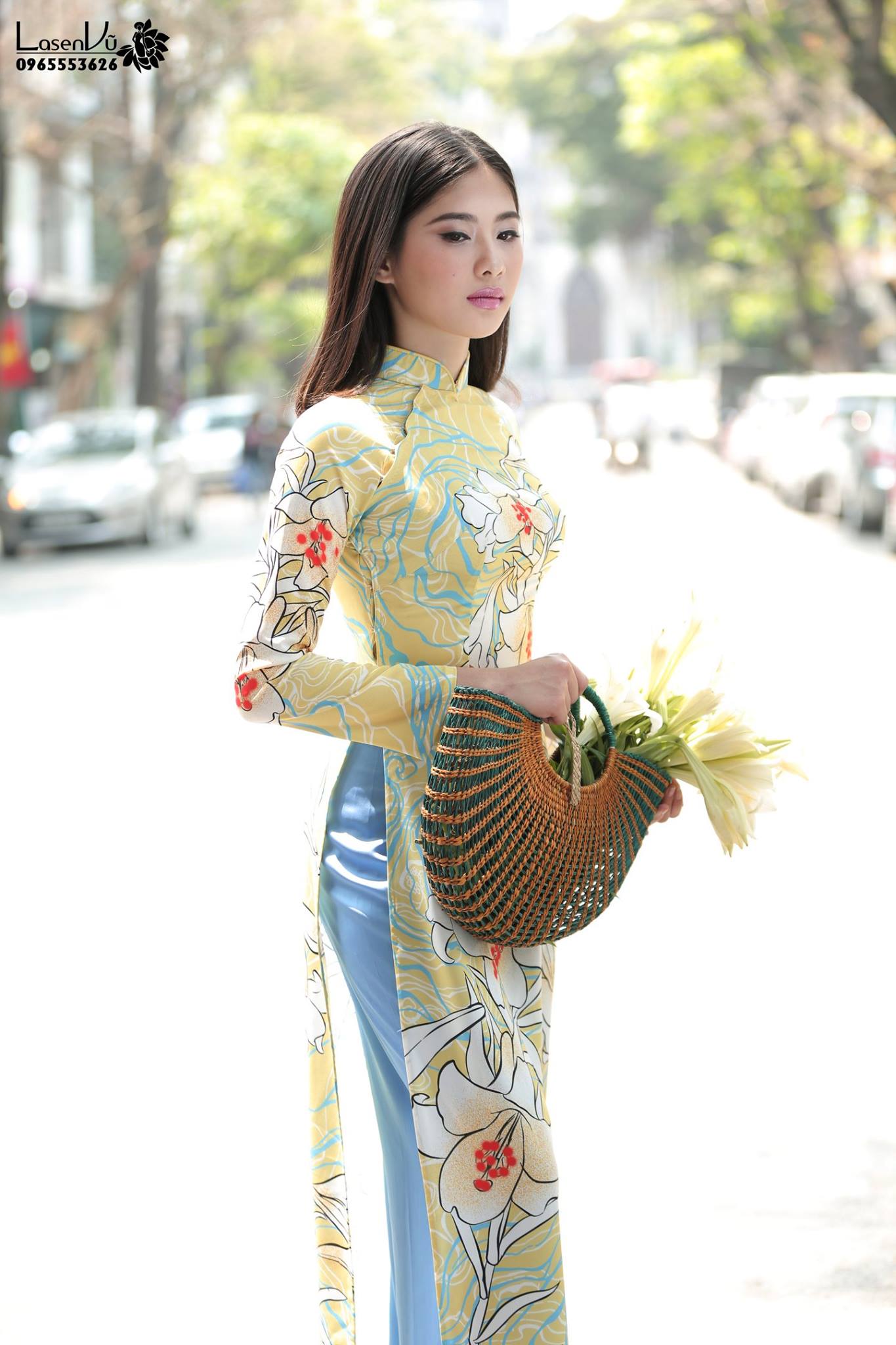 áo dài hoa loa kèn vàng | La Sen Vũ - Áo dài nghệ thuật