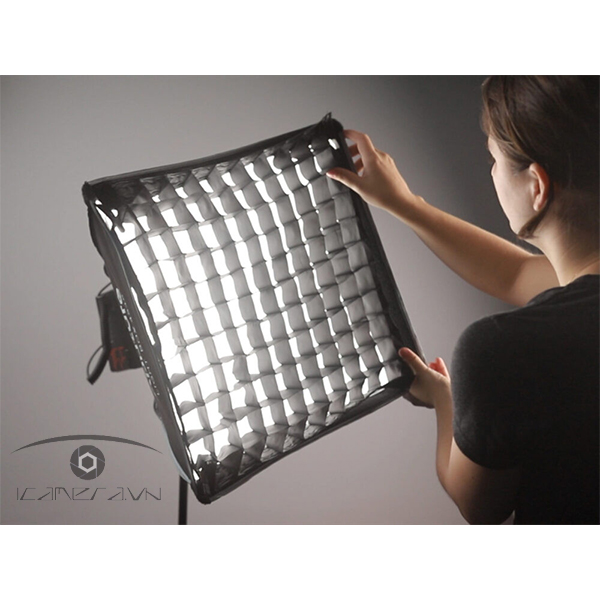 Softbox Aputure 45x45 ngàm bowen - Softbox tản sáng cho đèn ngàm bowen