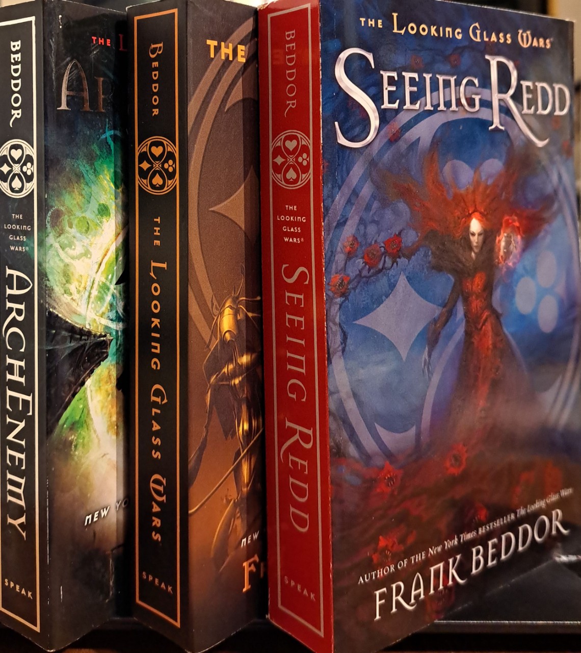 The Looking Glass Wars Series by Frank Beddor - Bookworm Hanoi