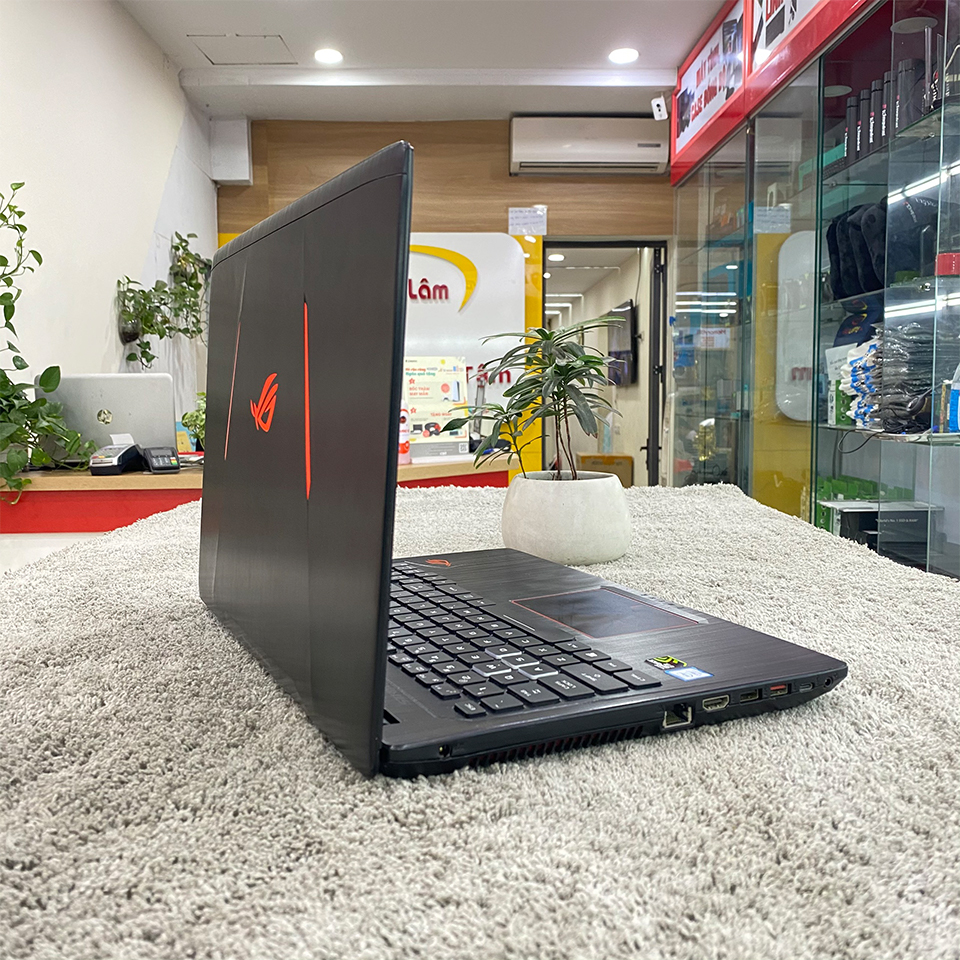 Laptop ASUS ROG Strix GL553VE: Game thủ không thể bỏ qua!