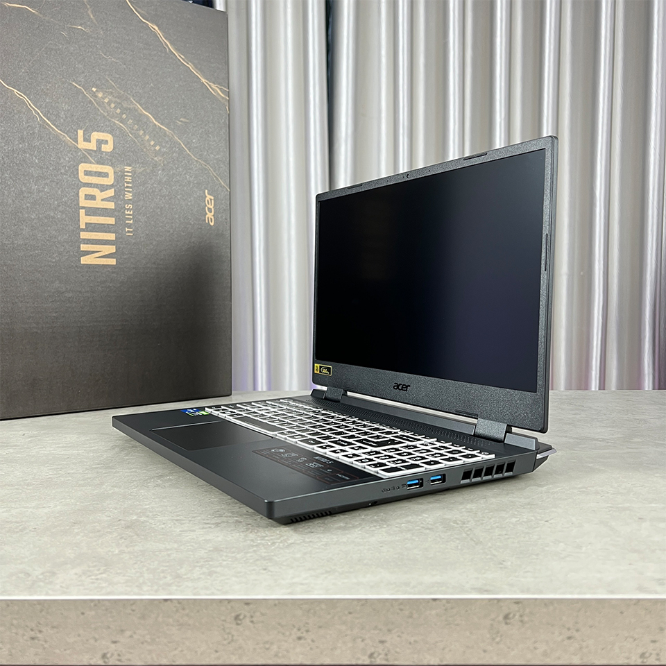 Acer Nitro 5 AN515-58-5515: Laptop Gaming hiện đại, cao cấp