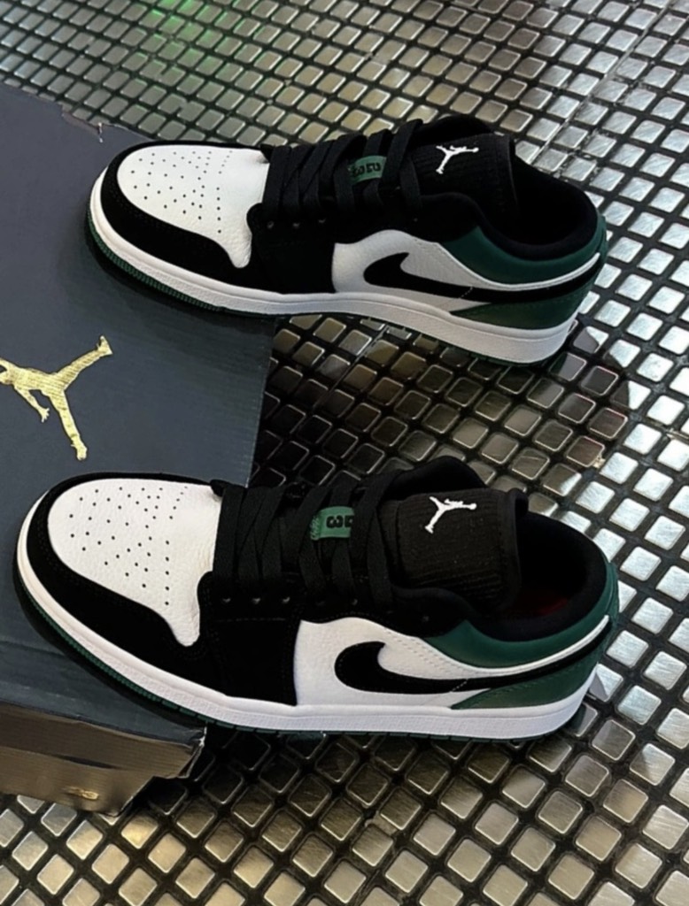 JORDAN 1 LOW GS "Mystic Green" - 553560-113