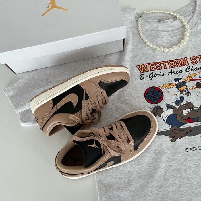 Air Jordan 1 Low “Desert Black” DC0774-201