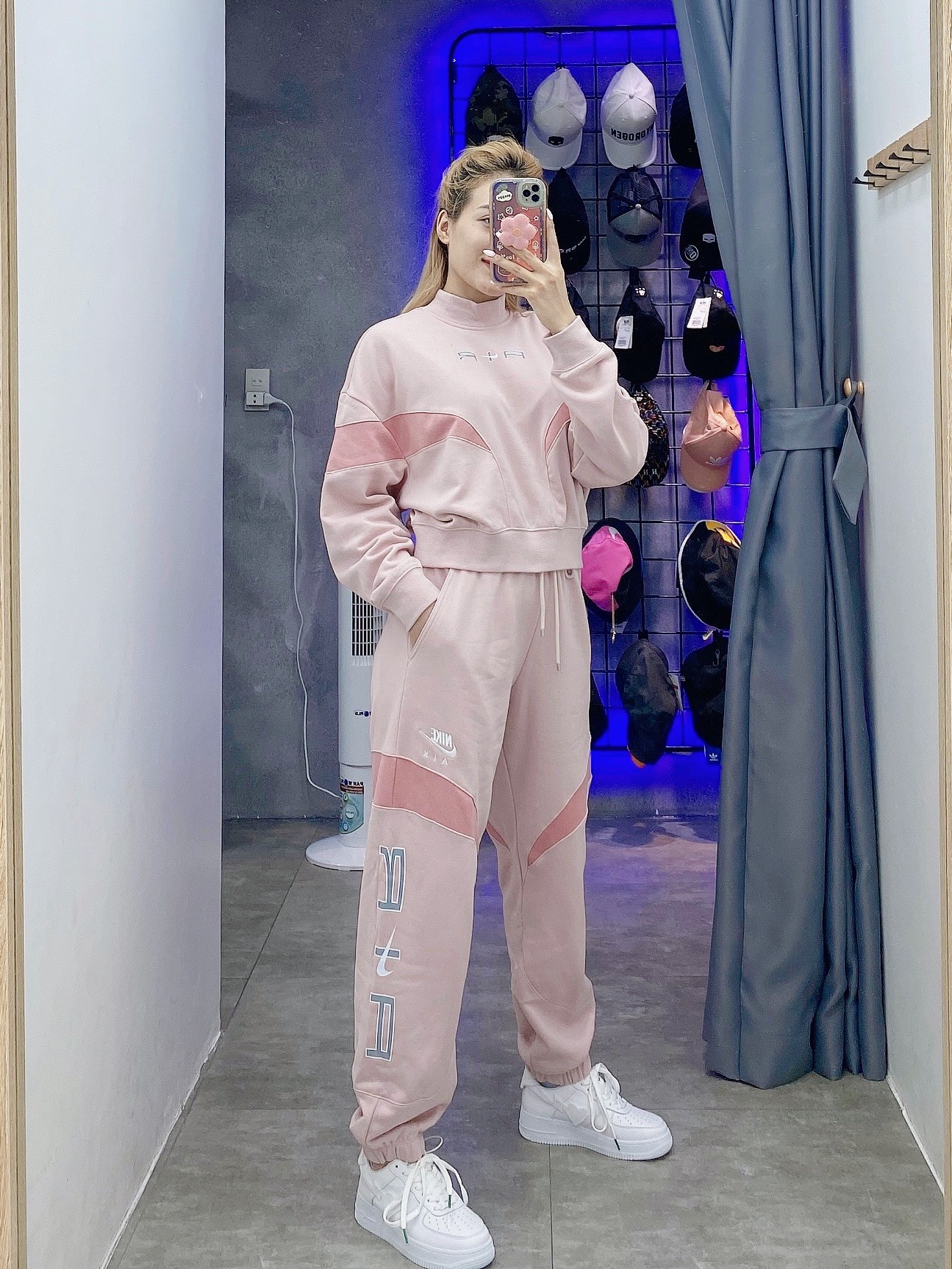 Bộ Nike Air Moc Pink White (form Âu) – Uspox - Siêu thị giày thể thao chính hãng