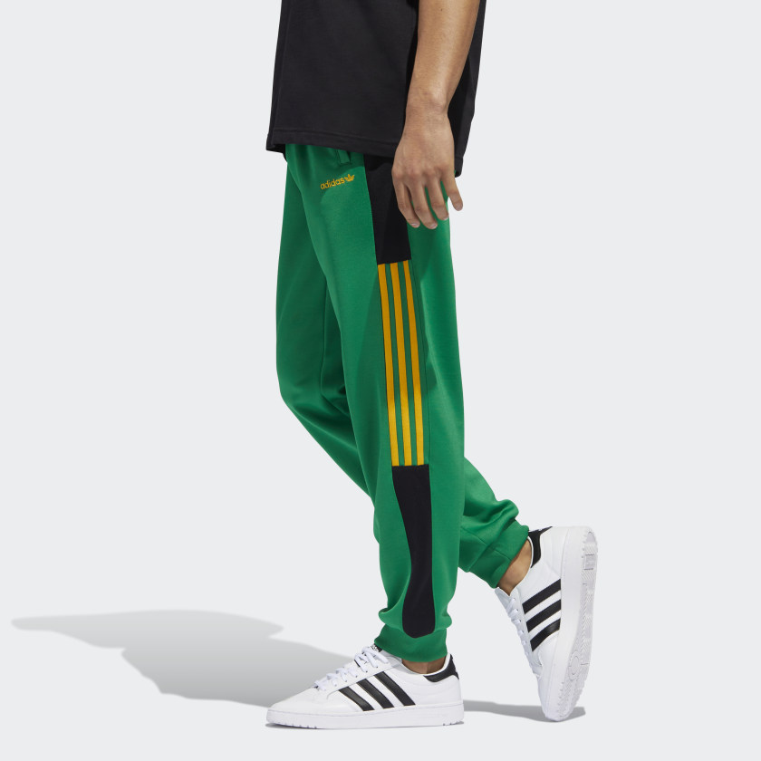 Adidas Bộ Classic Green 2020 (form Âu) – Uspox - Siêu thị giày thể thao ...