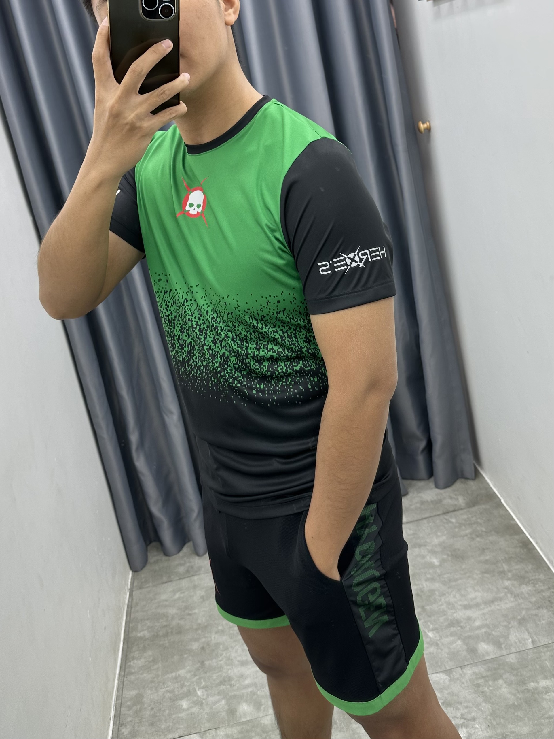 Bộ Hydrogen HEROES CRUMBLE TECH Black Green 2024 – Uspox - Siêu thị giày thể thao chính hãng