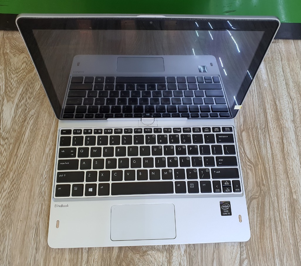 HP elitebook 810 G2 màn xoay 360 core i5 ổ cứng ssd khủng