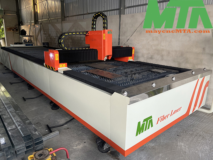 Máy cắt laser tốc độ cao, được khách hàng khen ngợi https://maycncmta.com/