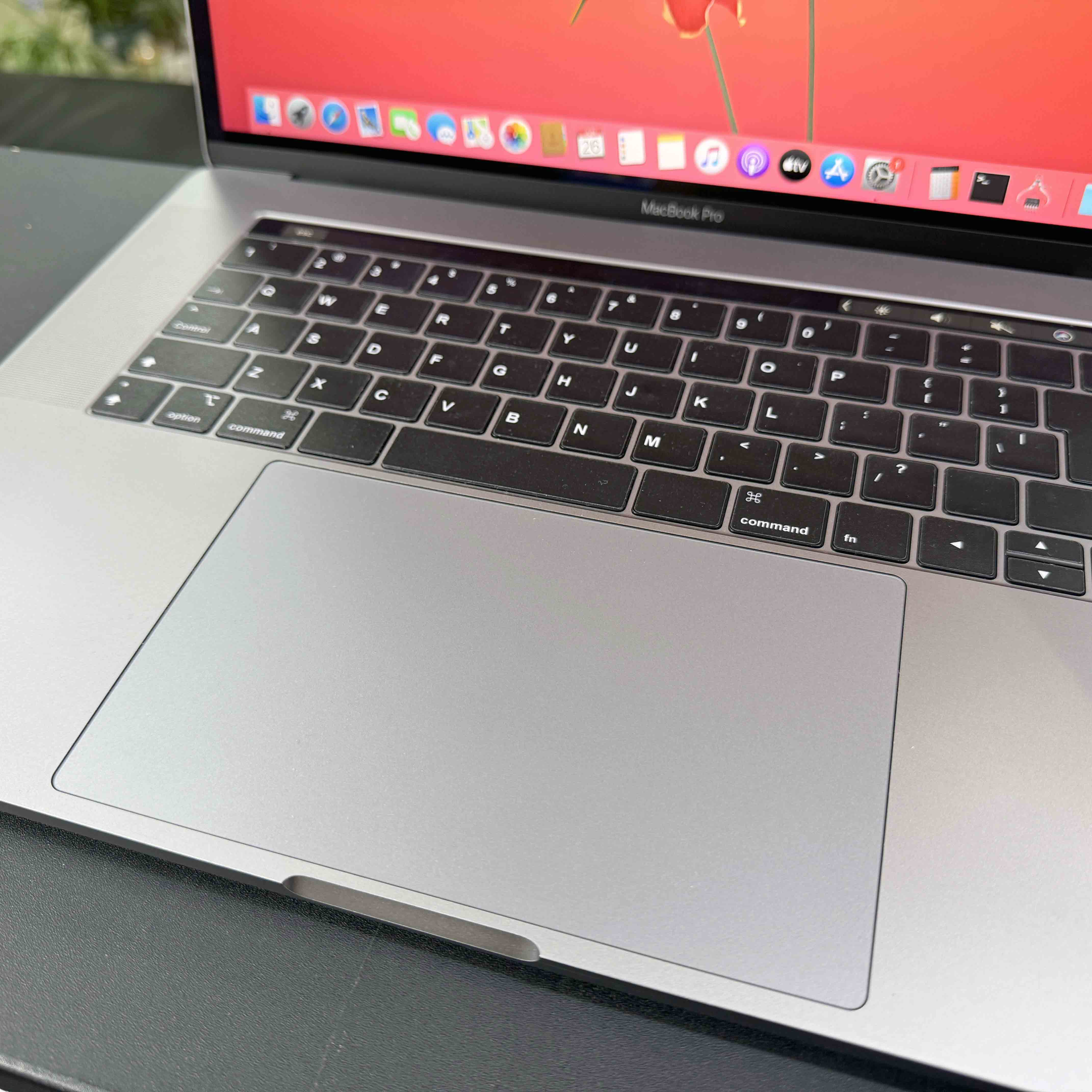 Đã qua sử dụng】Apple MacBook Pro 2019 15 inch - Core i9 Đã qua sử dụng】Apple MacBook Pro 2019 15 inch - Core i9