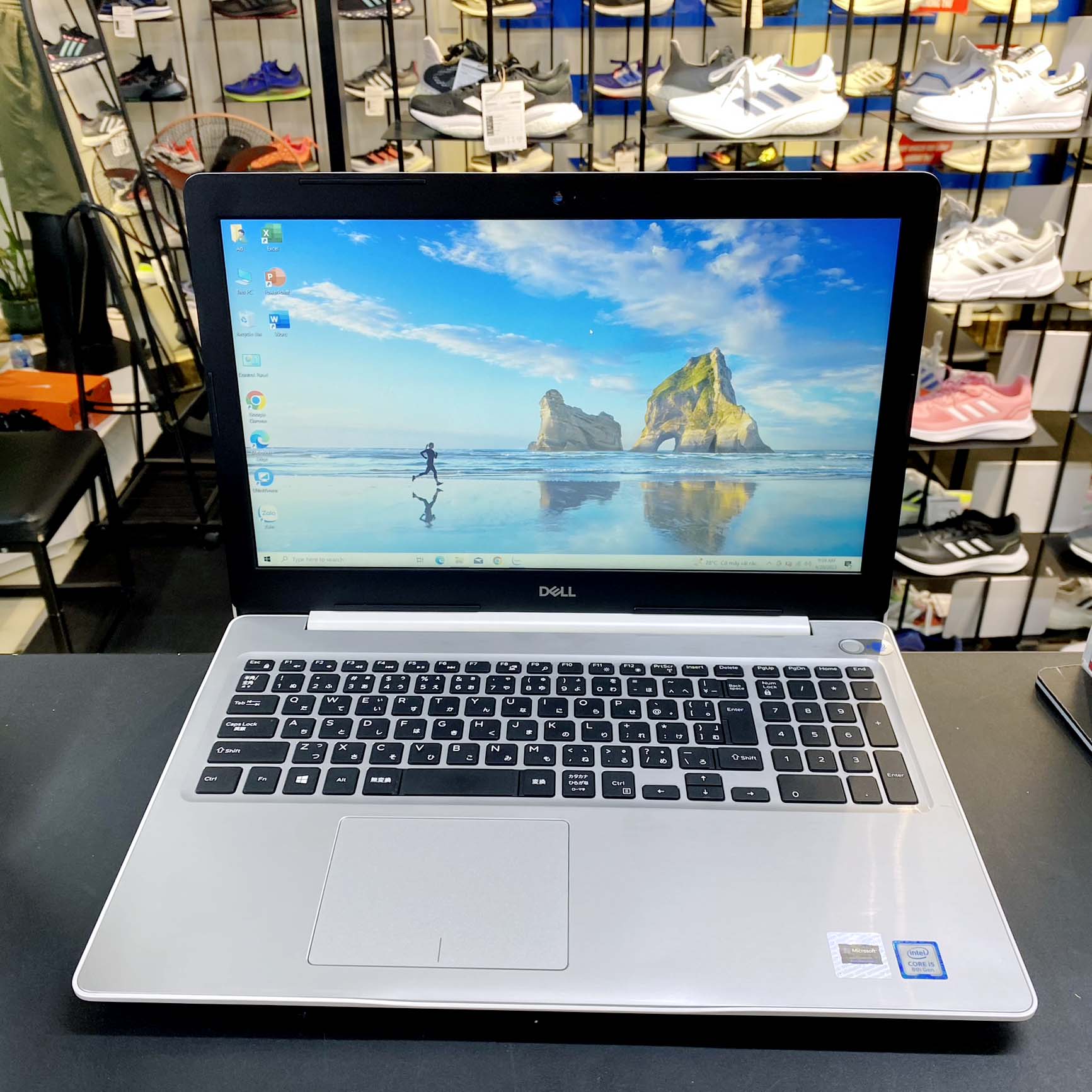 【Đã qua sử dụng】DELL Inspiron 5570 Core i5 8250U 1.6GHz | RAM 8GB | SSD 256GB + SATA1TB - Xám ...