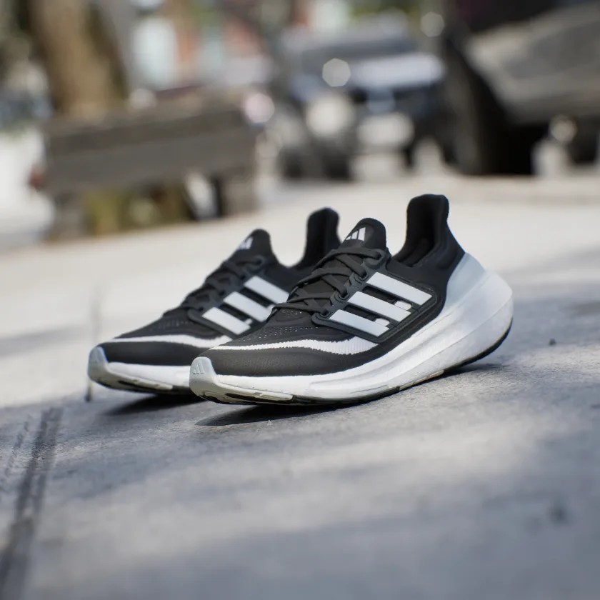 Giày Adidas Nữ Chính Hãng - ULTRABOOST LIGHT - Black | JapanSport HQ6345