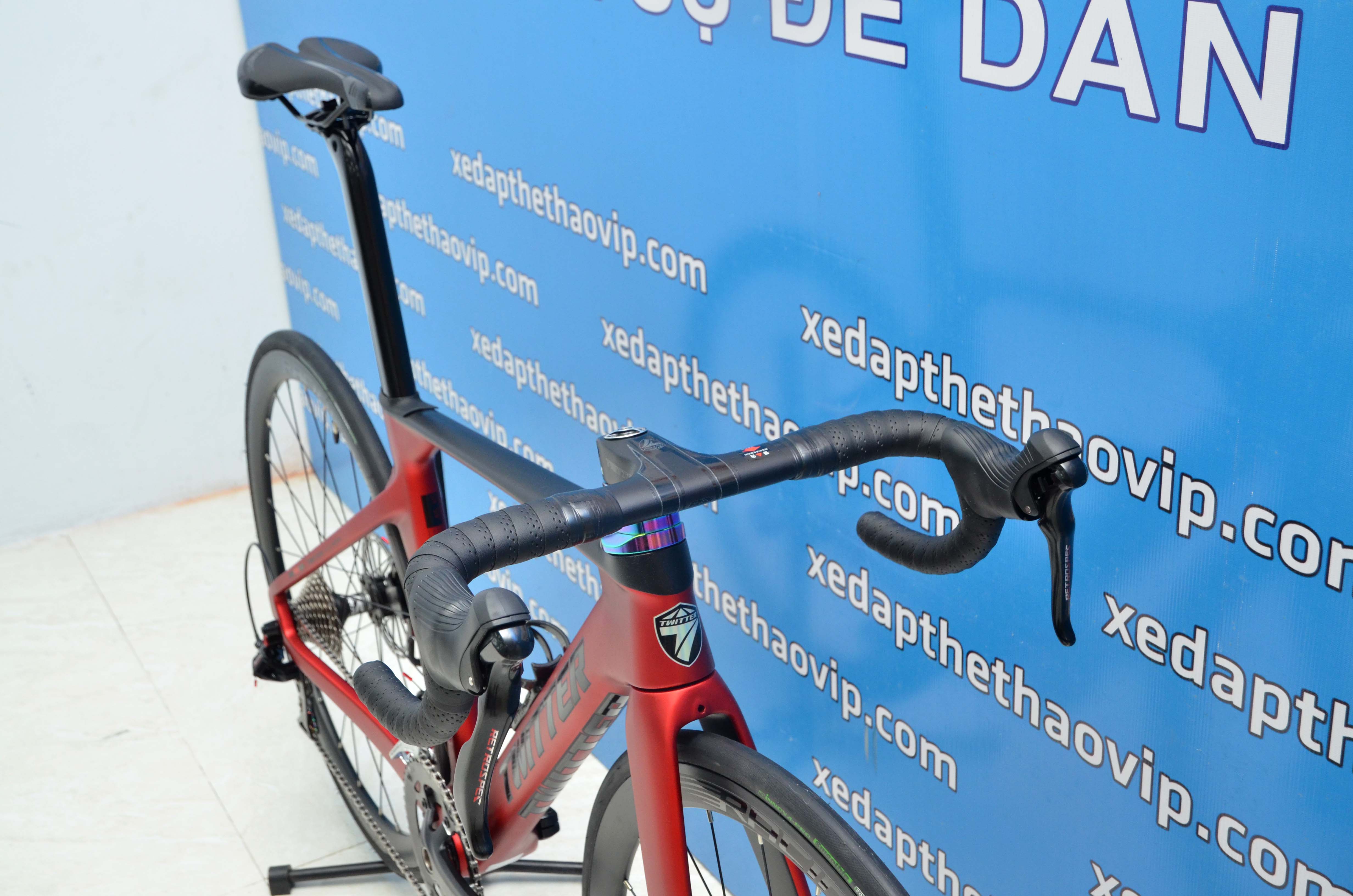 Xe Đạp Đua TWITTER R12 RS-22: Khung+Càng+Cọc yên = Carbon, Tay lái liền ...