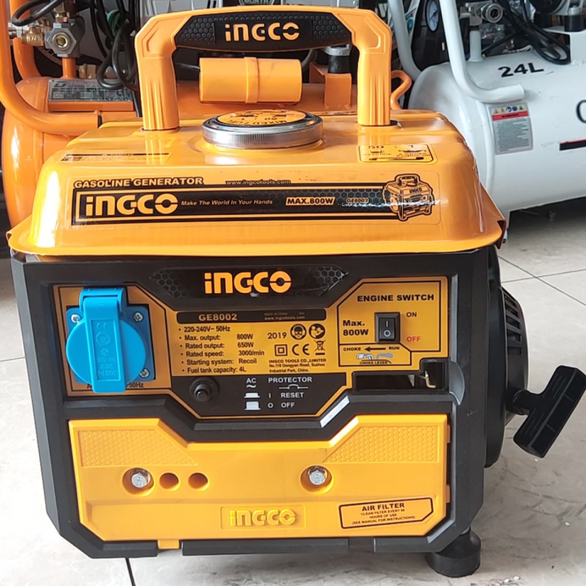 Máy phát điện xăng 0.8Kw 1 pha INGCO GE8002 - động cơ 2 thì