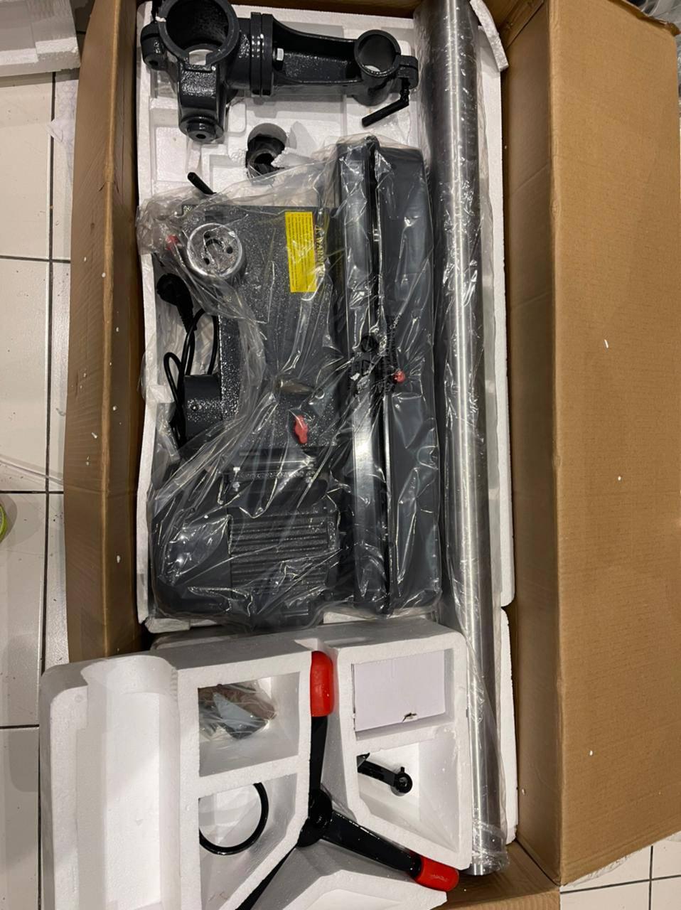 Máy khoan bàn 20mm 750W TOTAL TDP207502