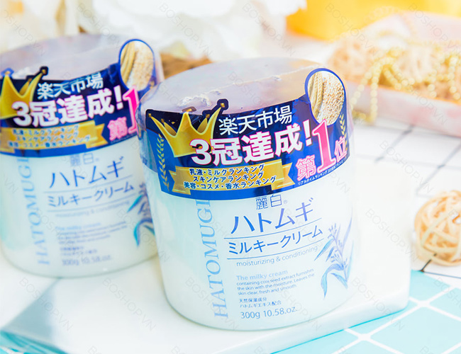 Kem Dưỡng Hatomugi Moisturizing Conditioning Milky Cream 300g