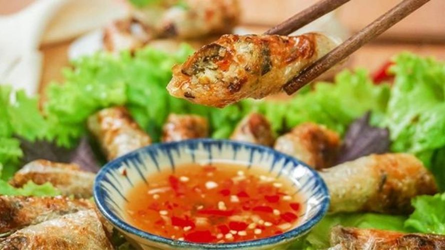 Bánh tráng cuốn ram Mikiri - Bánh tráng cuốn ram vàng giòn