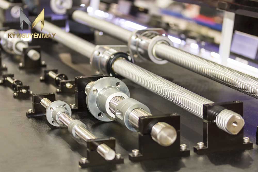 69+ trục vít me (vitme bi) máy tiện, máy CNC,...hàng sẵn, giá tốt