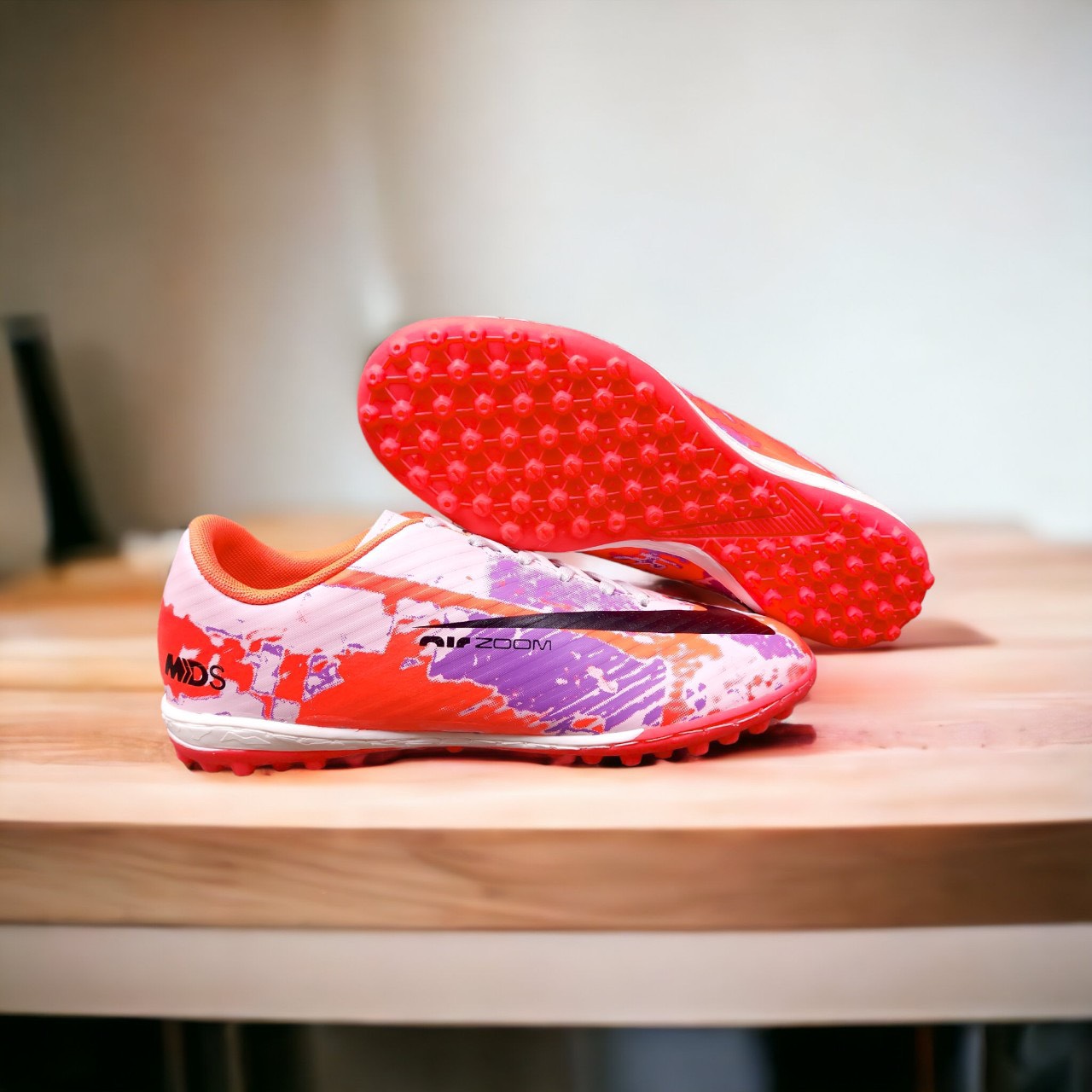 Giày Đá Bóng Win Zoom Mecurial Trắng Đỏ Thể Thao Uni