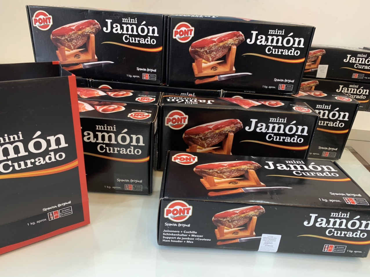 Thịt lợn muối mini Jamon Curado 1kg Tài Trang Hàng Đức