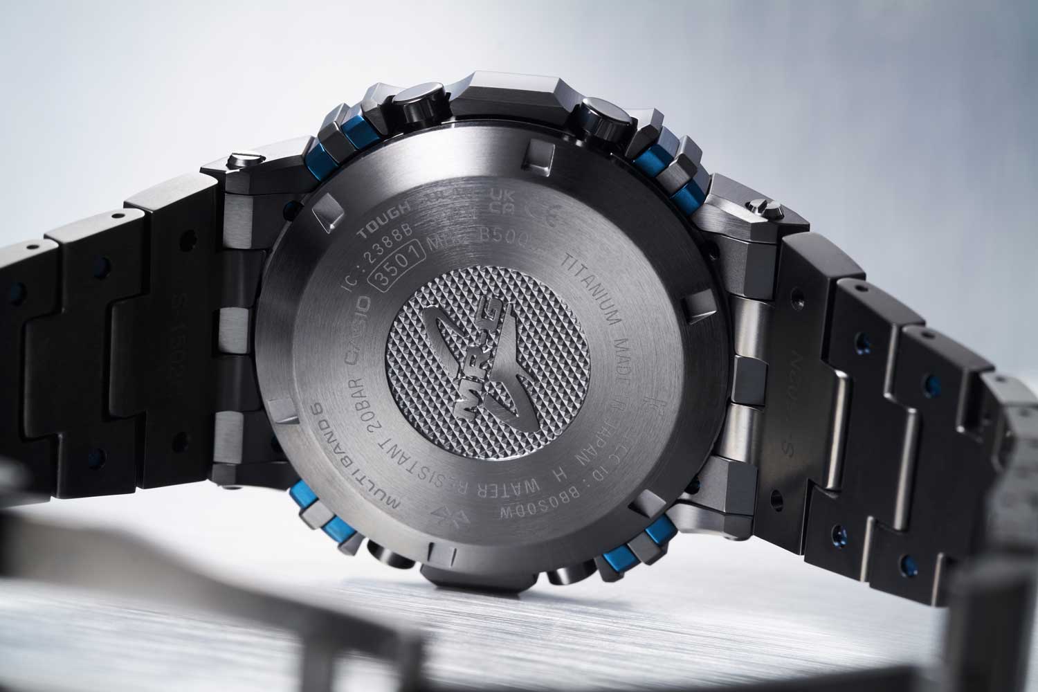 Đồng hồ Casio G-SHOCK MRG-B5000BA-1 Ao-zumi | Kỳ Lân