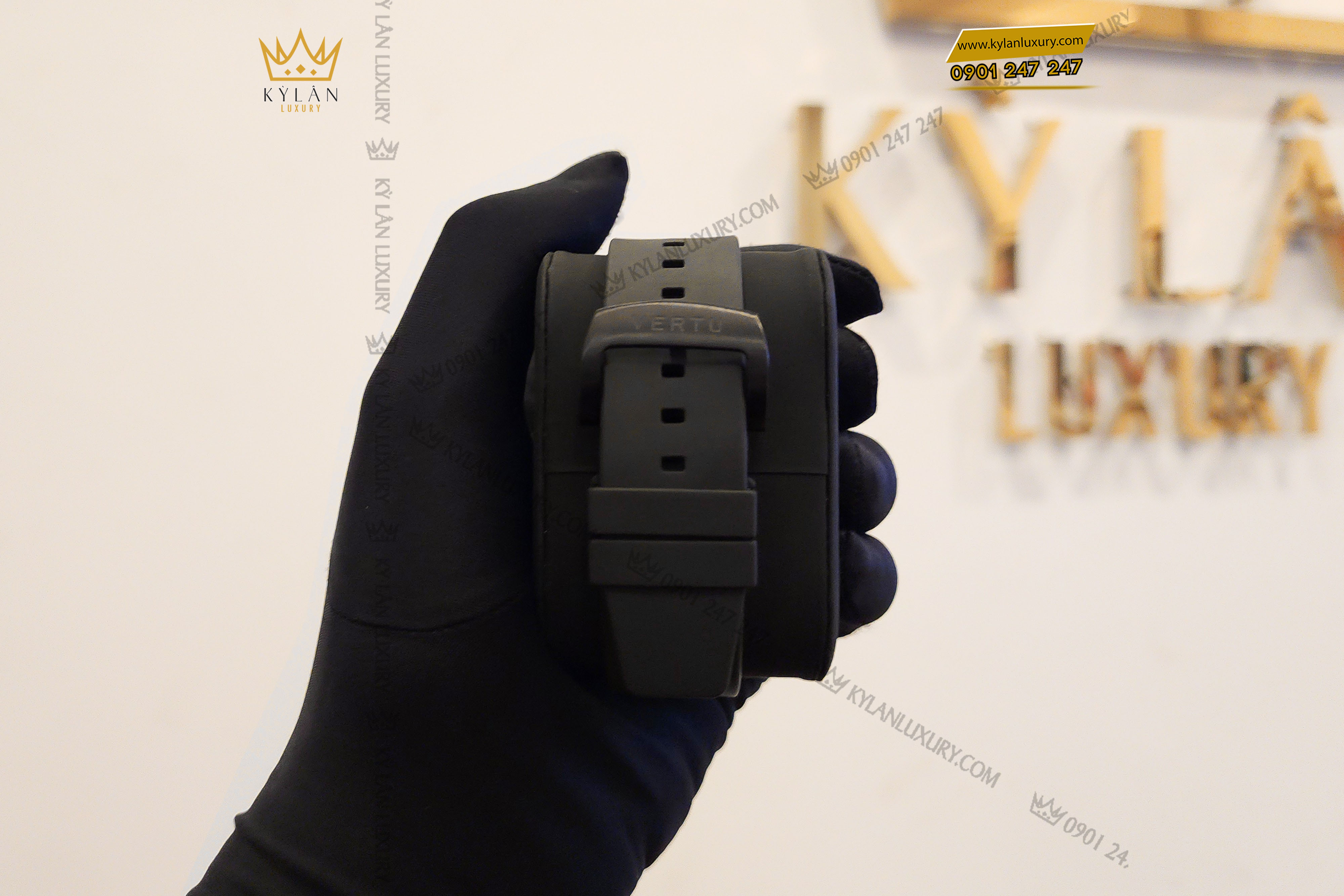 Đồng hồ Vertu MetaWatch H1 Carbon Black Demi Gold | Kỳ Lân Luxury