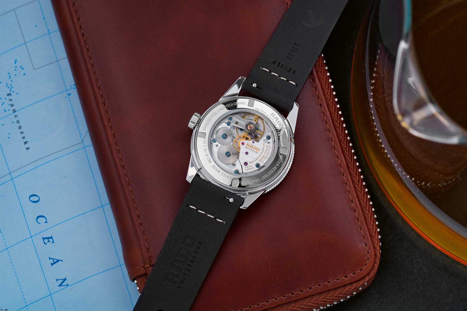 Rado Captain Cook Gốm và Rado Captain Cook Over-Pole Limited Edition ...