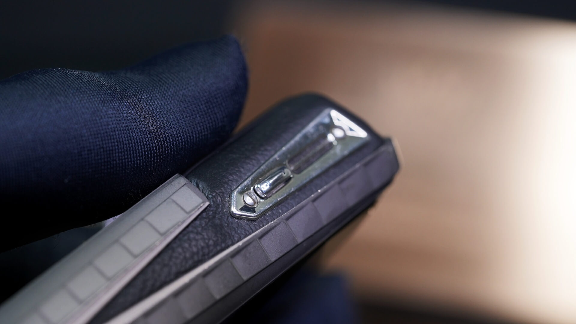 Vertu Ascent X Classic | Kỳ Lân Luxury